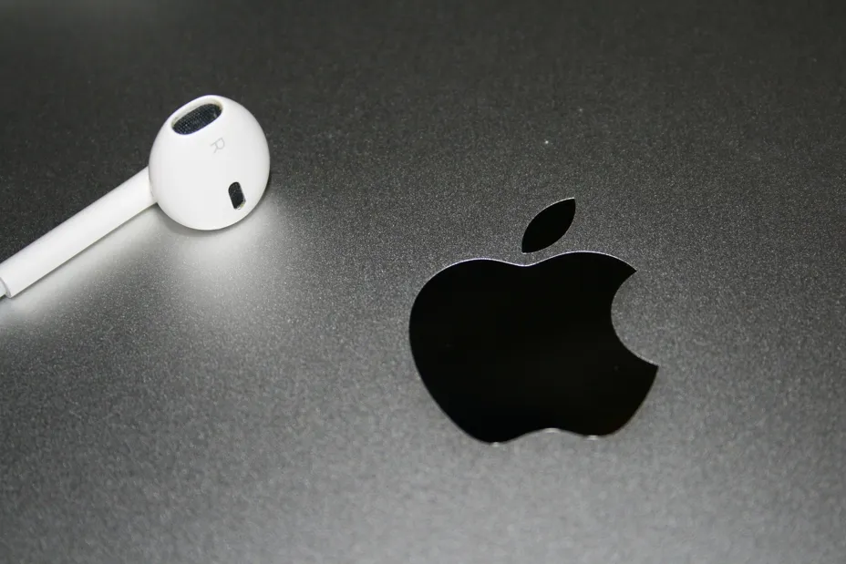 Apple Earpods | Køb online i dag - POWER.dk